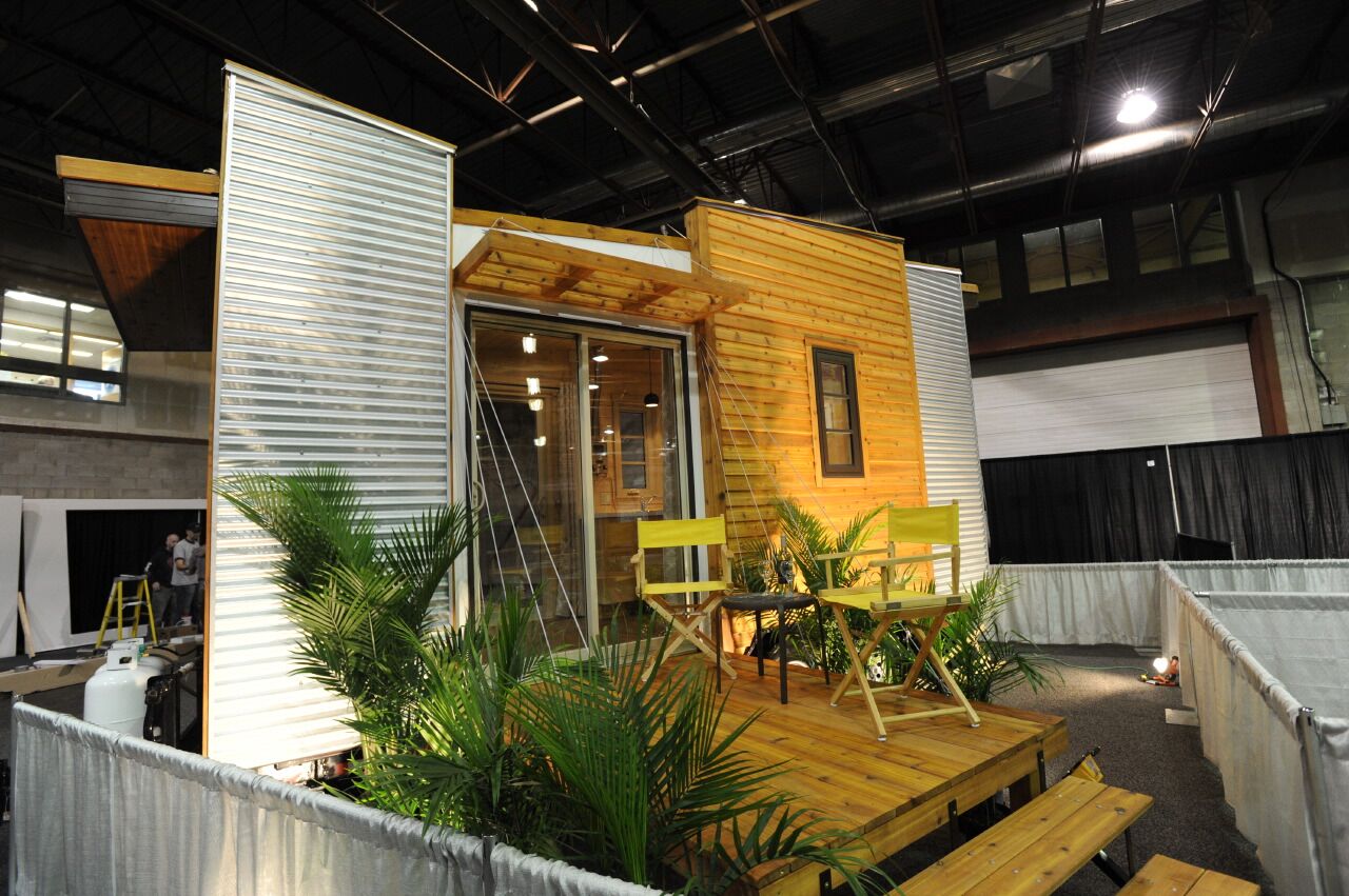 Completed Robinson Dragonfly Tiny House on Wheels