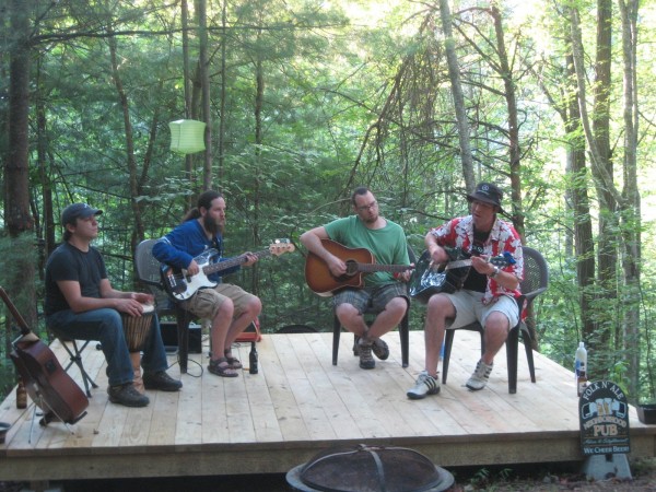 Life in 120 Square Feet: How to Build Outdoor Space for Tiny Houses