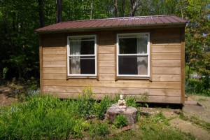 12′ x 16′ Amish-Built Tiny House