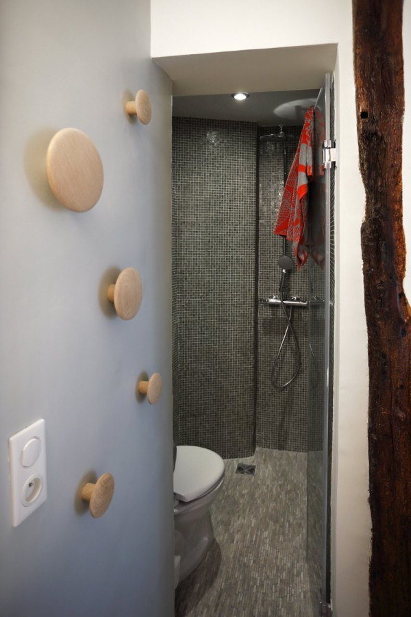 Woman Goes Tiny in a 129 Sq. Ft. Micro Apartment
