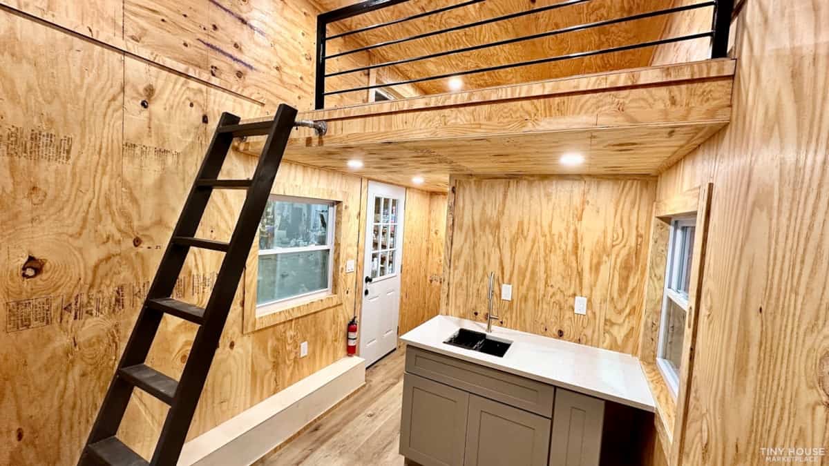 $20K Tiny House by Dragon Tiny Homes in Georgia