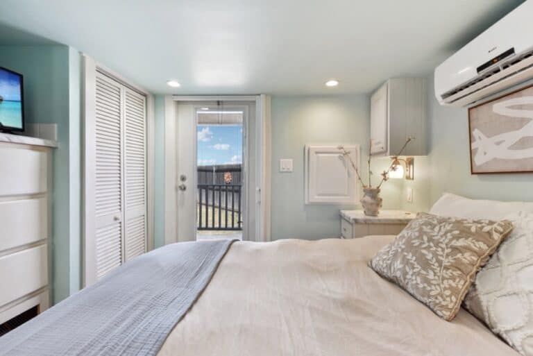 Rare Austin Tiny Home: Fully Furnished, Upgraded, Move-in Ready