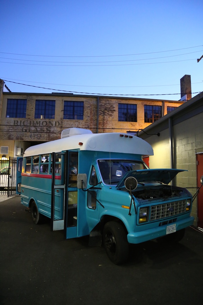Students convert 1988 Ford E-350 short bus into rolling tiny home!