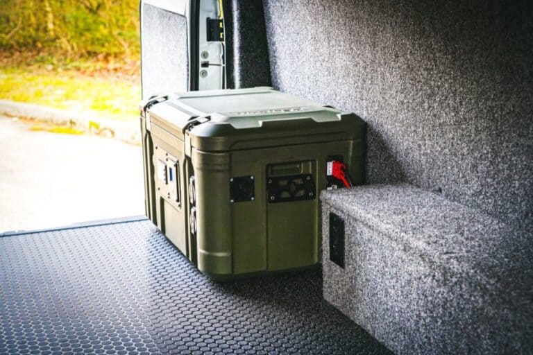 Creative 2008 Ford Econoline 4×4 Van Conversion by Moxie Van Co.