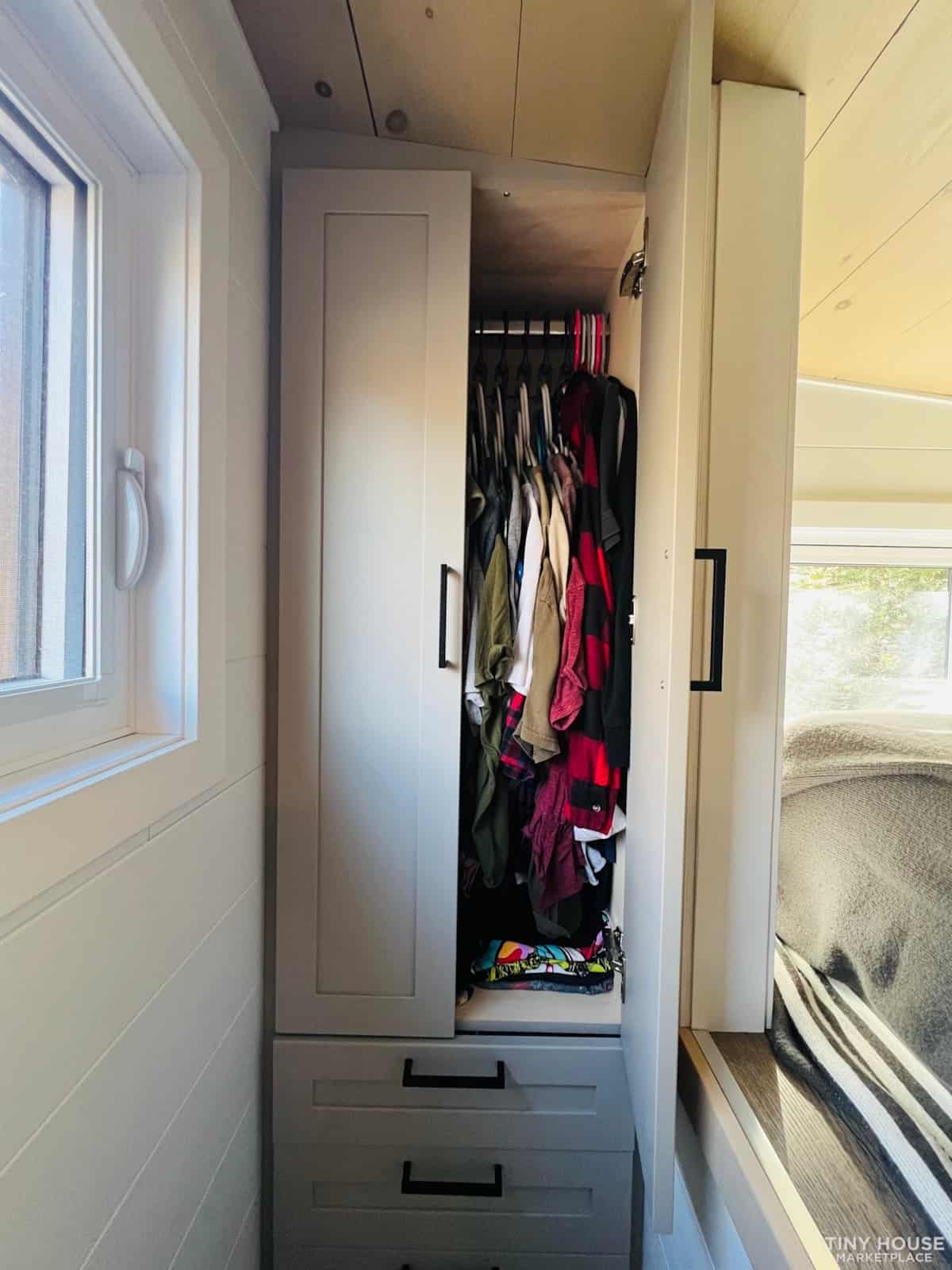 2022 Minimaliste Charme Model: 36×10 ft Tiny House