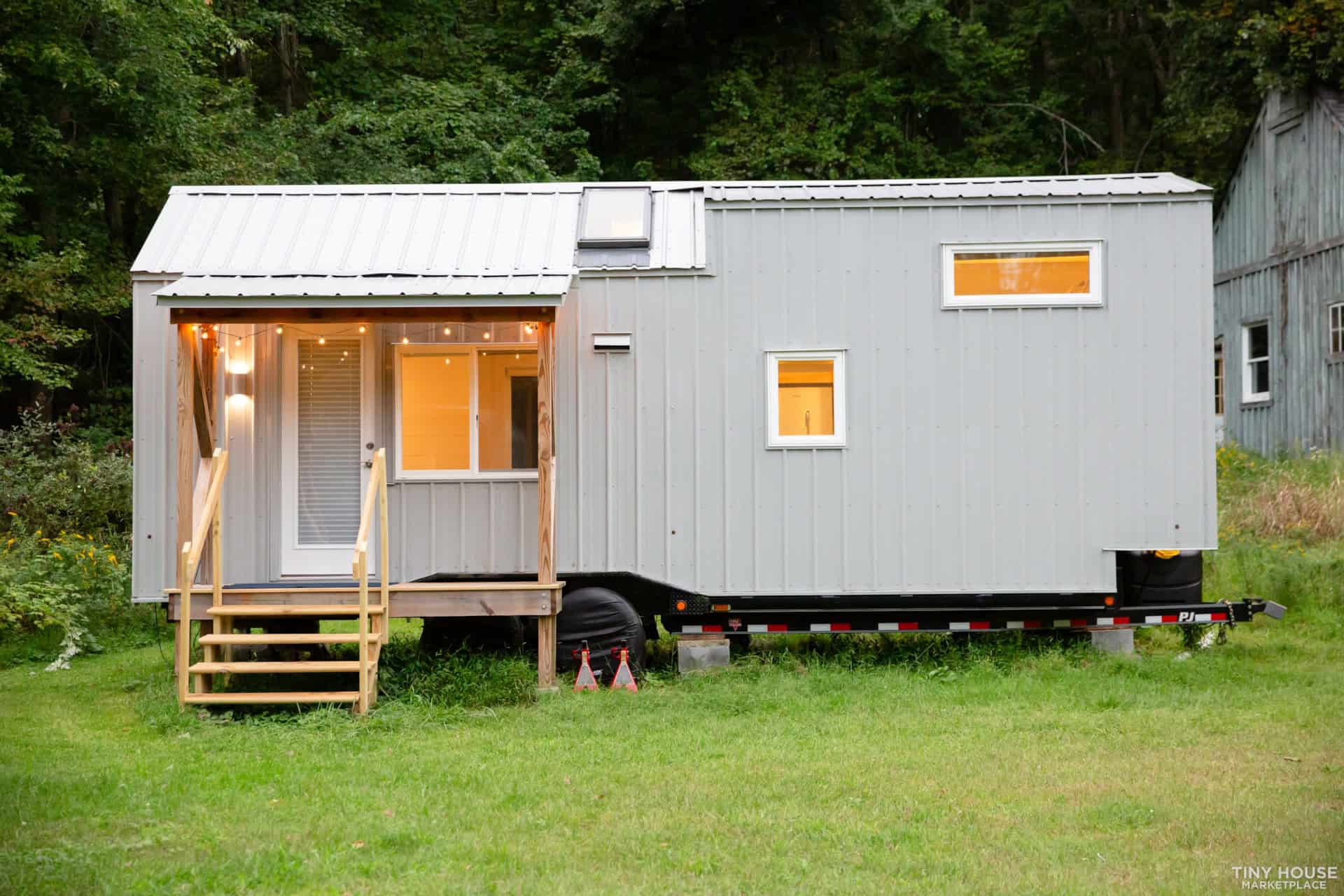 Tiny House On Wheels Porch Flawless Single Level Tiny With A Covered