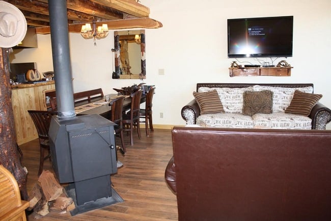 24′ x 32′ Arched Cabin
