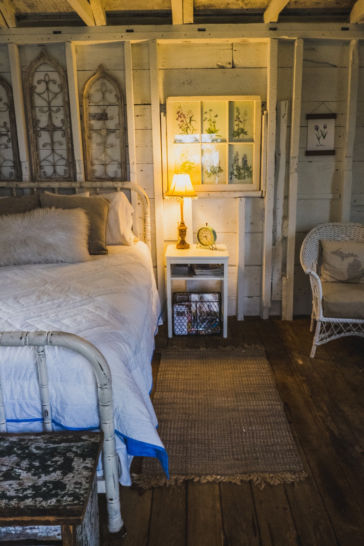 The Granary: Rustic Chic Early 1900s Cottage