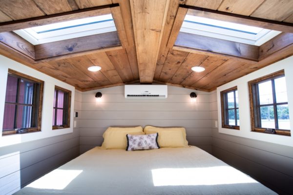Super Spacious 42-Foot Tiny Home on Wheels… The Denali XL by ...