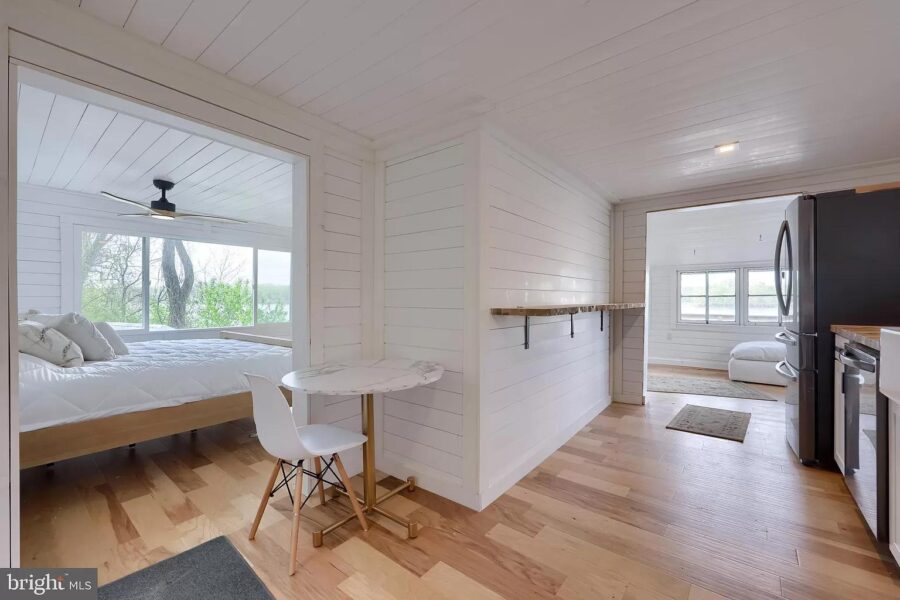 440 sq. ft. Cottage on 3 Acres in PA