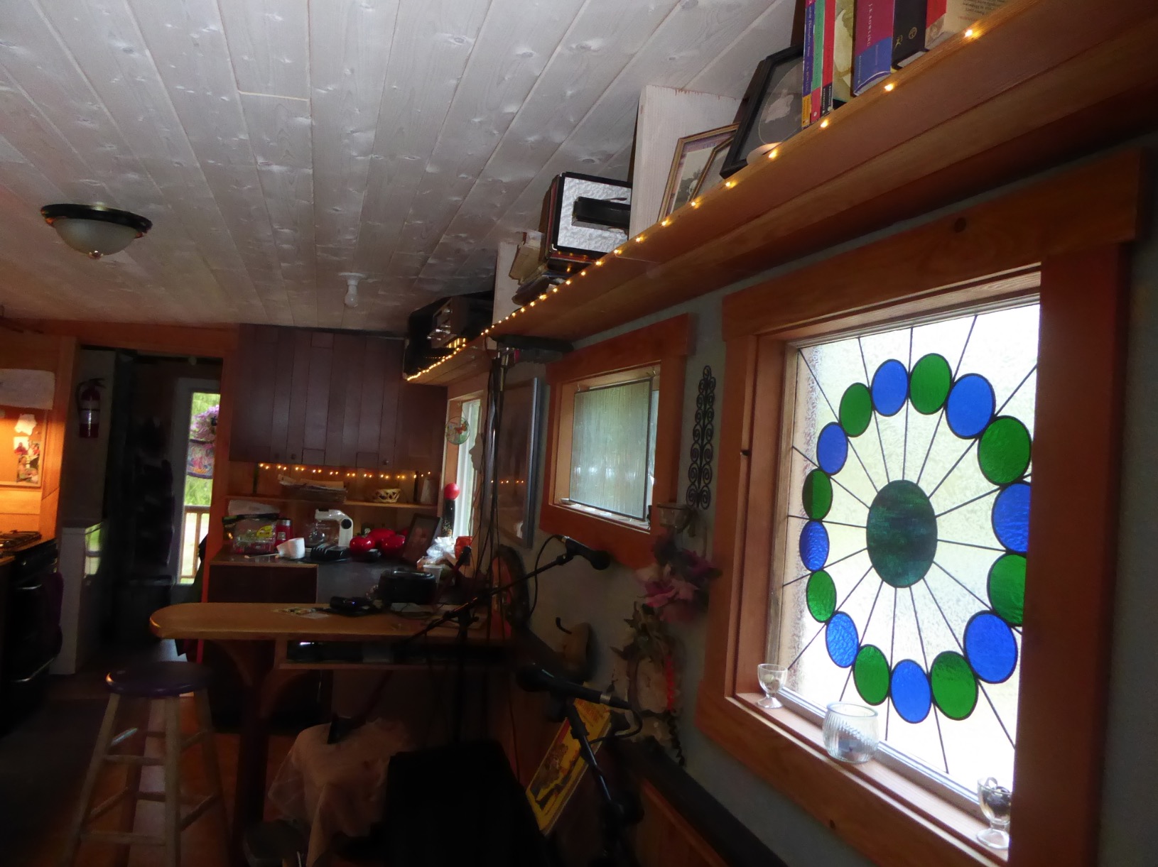 Mother’s 45ft ‘High Boy’ Tiny House on Semi Truck Trailer