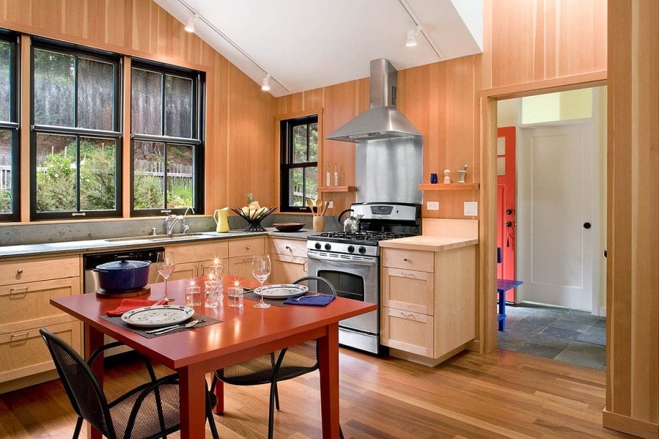 840 Sq. Ft. Modern and Rustic Small Cabin in the Redwoods