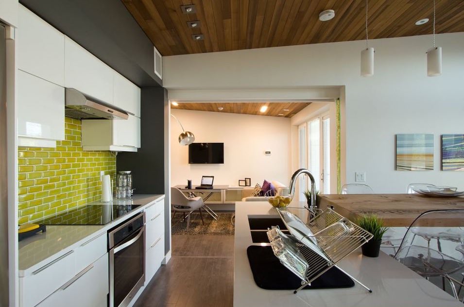 915 Sq. Ft. Small House for Roommates