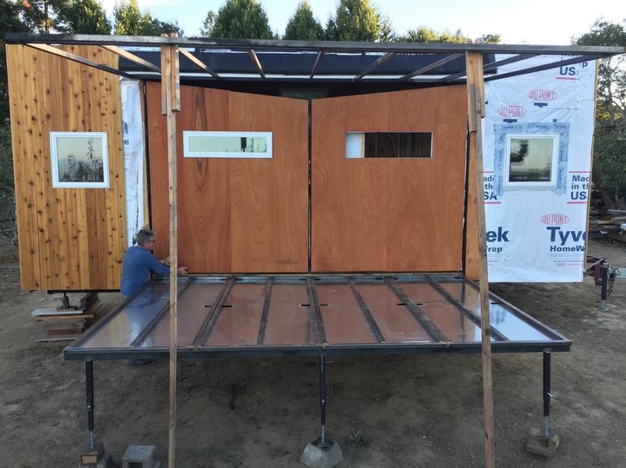 Wing Suite Tiny House: An Expanding Tiny House Design
