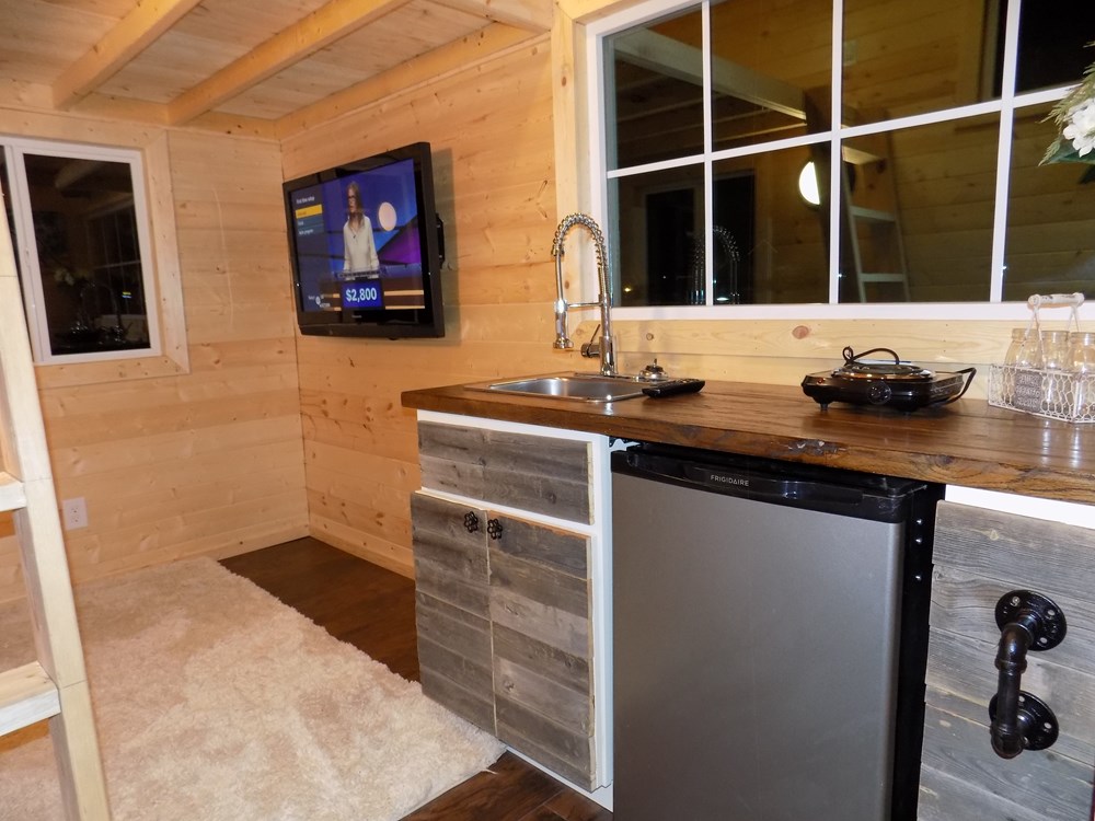 Affordable $22k Gooseneck Tiny House
