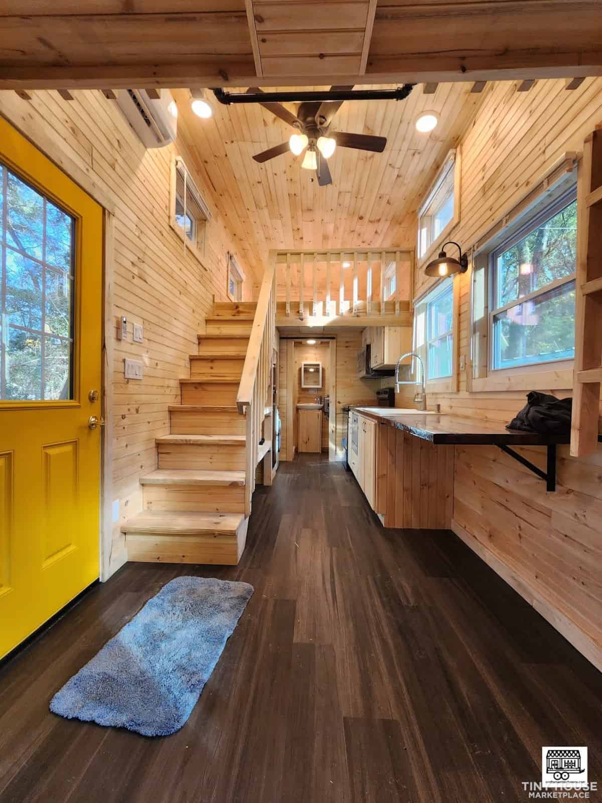 24-ft. Tiny House in Florida by Craftsman Tiny Homes