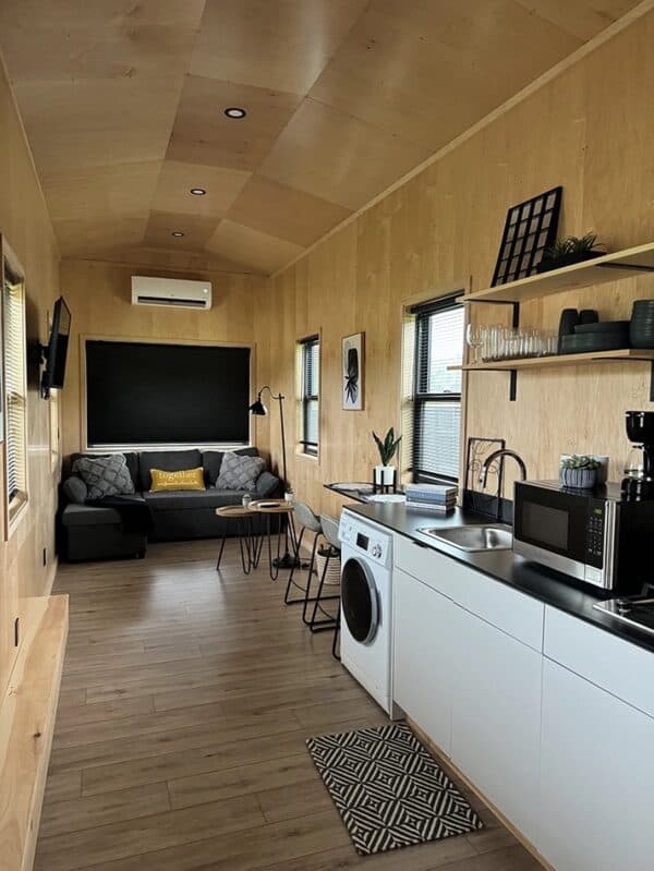 Atomic Unit: Modern Home by Oasis Tiny Estates