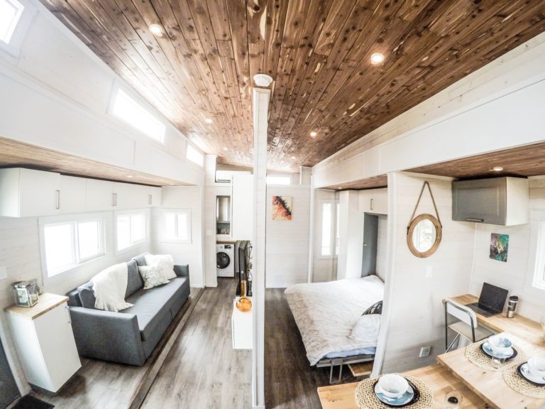 Expanding Tiny House on Wheels with Huge Slide Outs: Expands with the ...