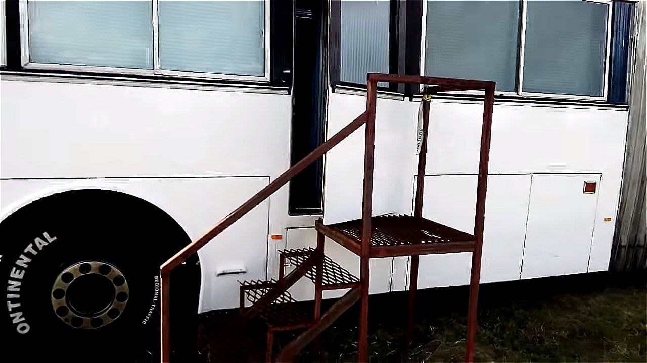 Nick’s Bendy Bus Conversion!