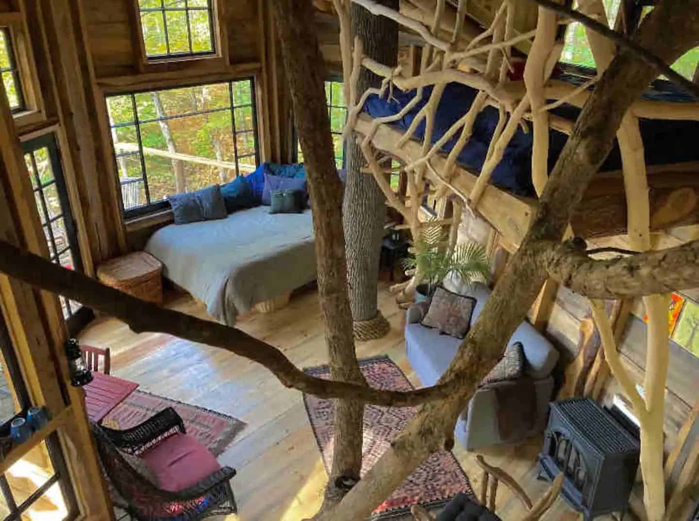 Bliss Ridge Farm Treehouse w/ Mountain Views