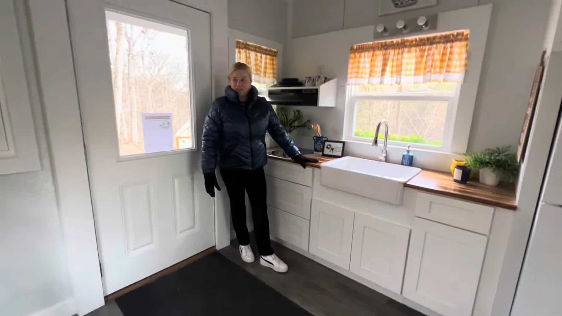 Buffalo Creek Cottage by Incredible Tiny Homes