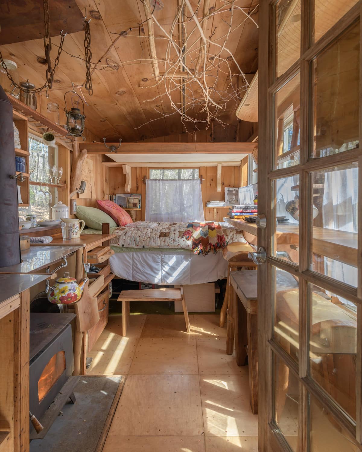 Tiny Earth Cabin on 60 Acres in Canterbury