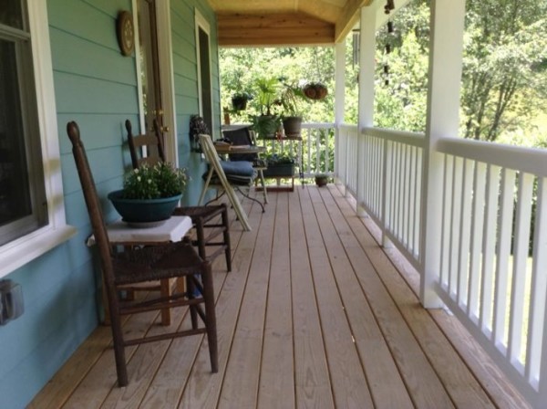 Couple Design and Build 384 Sq. Ft. Tiny Country Cottage for $25k