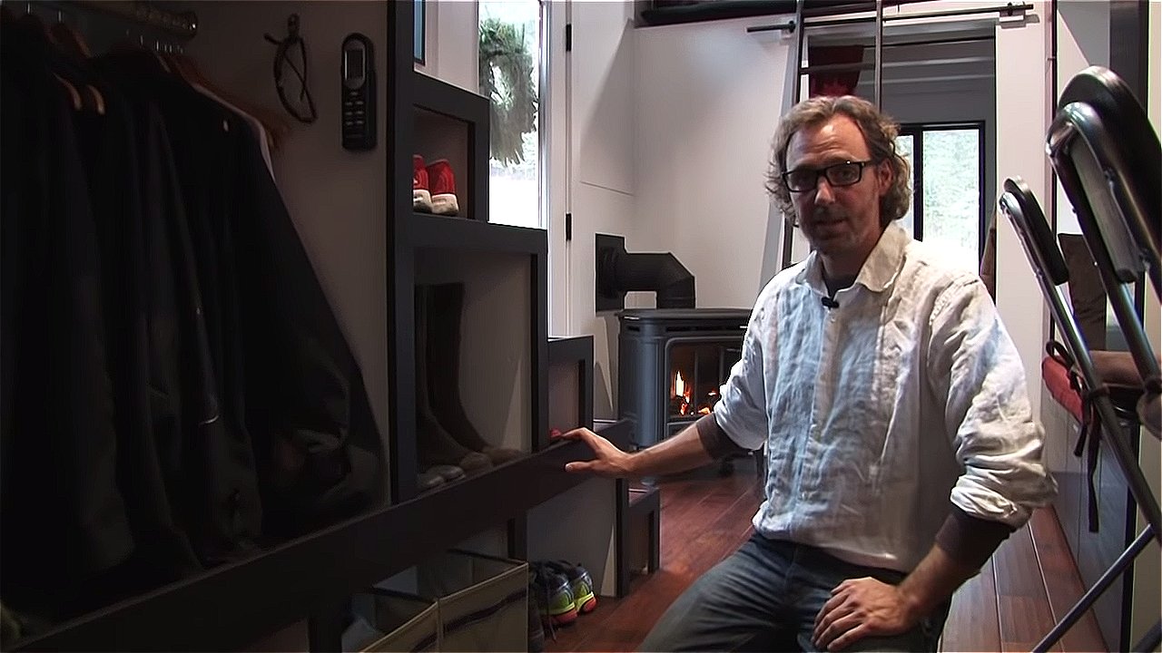 Couple Builds Tiny Home in 4 Months for $22k