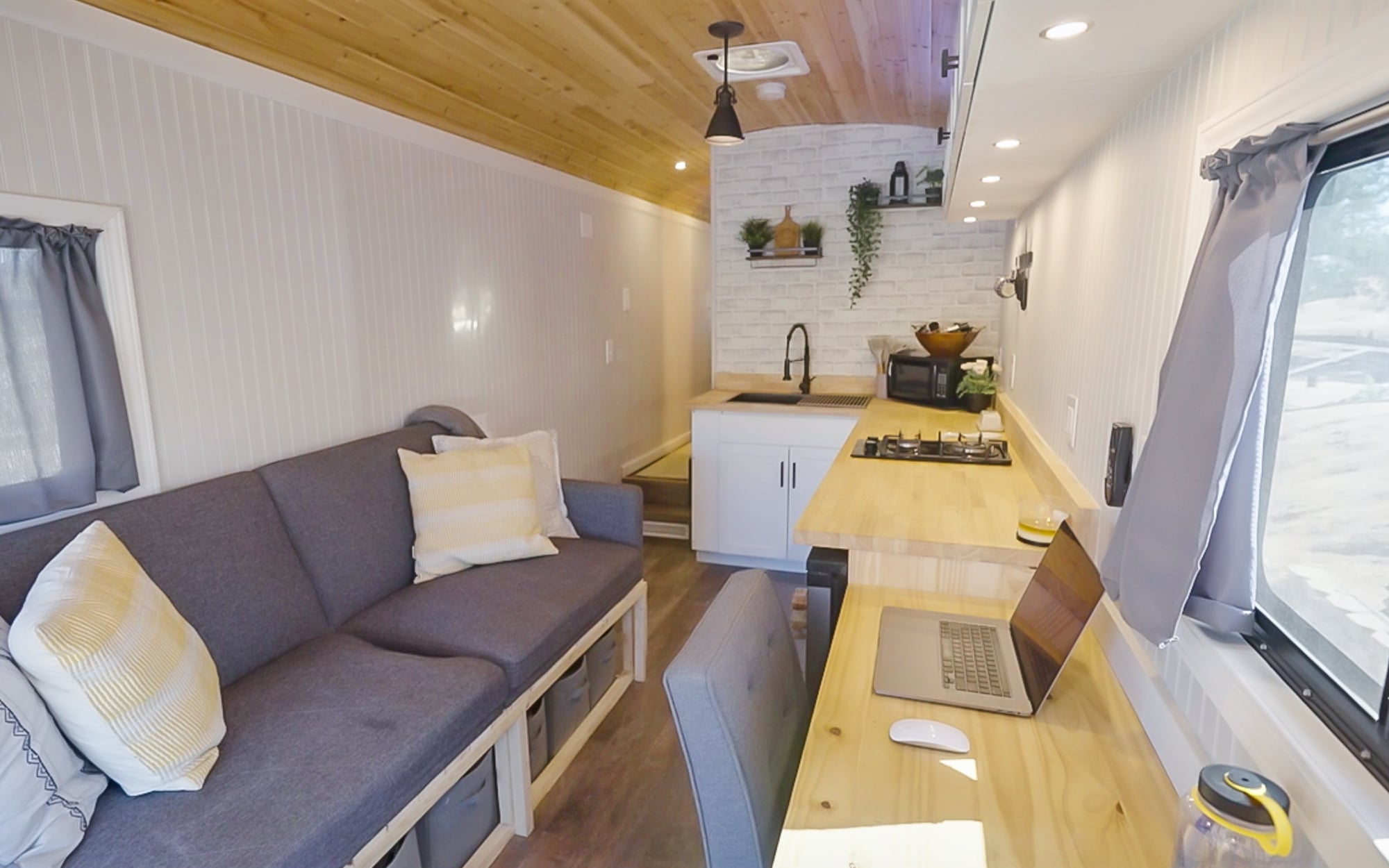 Couple’s Skoolie with 25 Inch Roof Raise