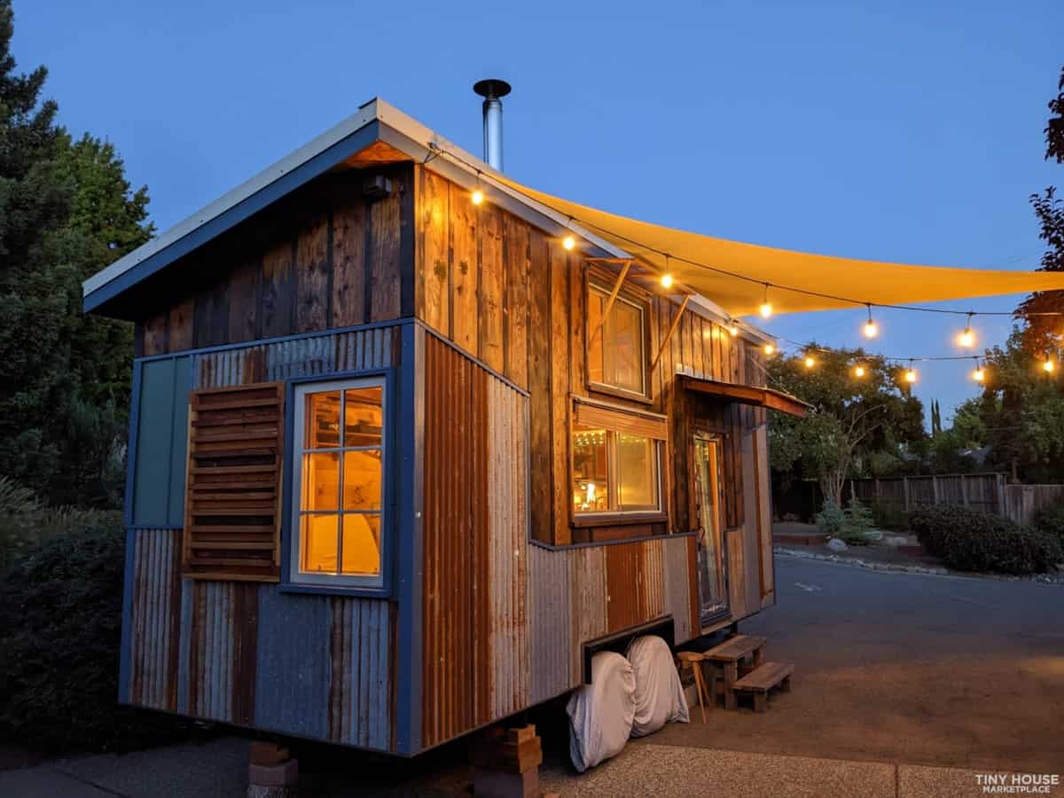 Eco-Friendly & Non-Toxic Rustic Tiny House with Writer’s Desk