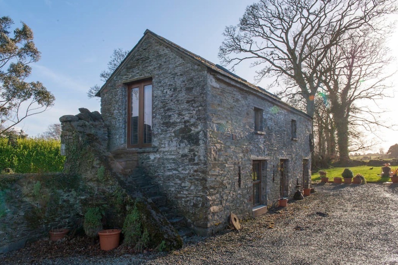 How to Build a Stone Cottage - Builders Villa