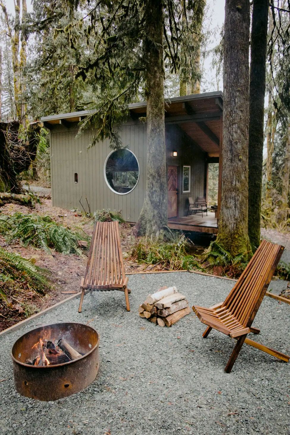 Tiny Cyclops Cabin in the Cascades