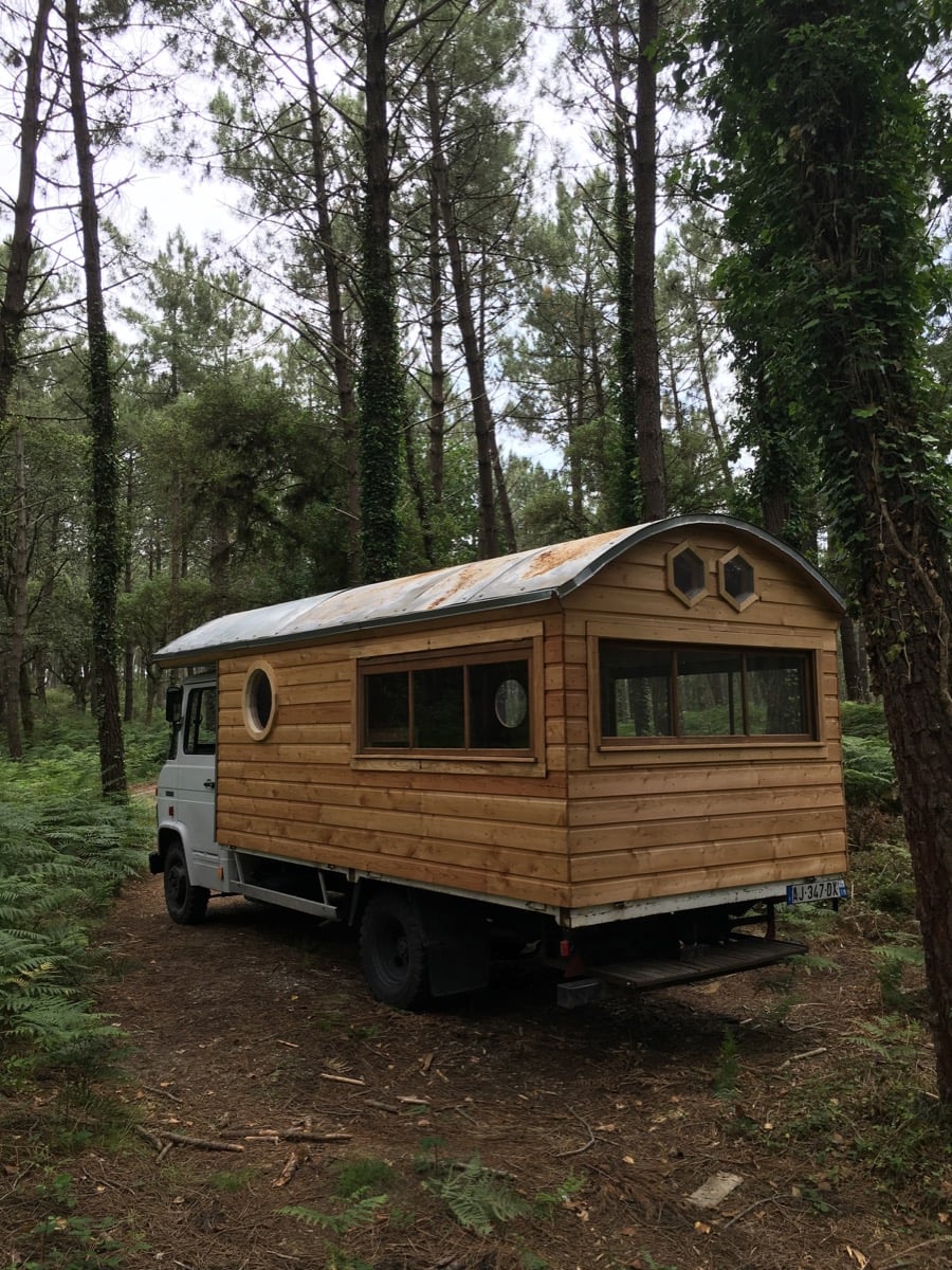 D407 House Truck by Jay Nelson: Built onto a Mercedes 407D Truck