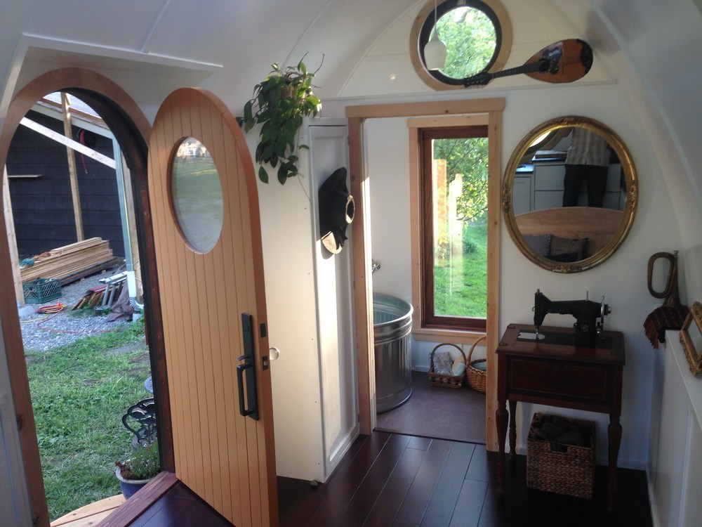 144 Sq. Ft. Dewdrop Tiny House by Zyl Vardos