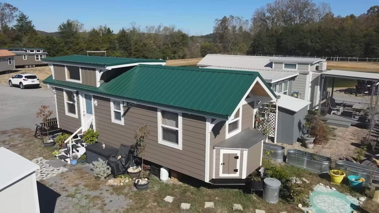 Dorothy’s Retirement in Incredible Tiny House Village