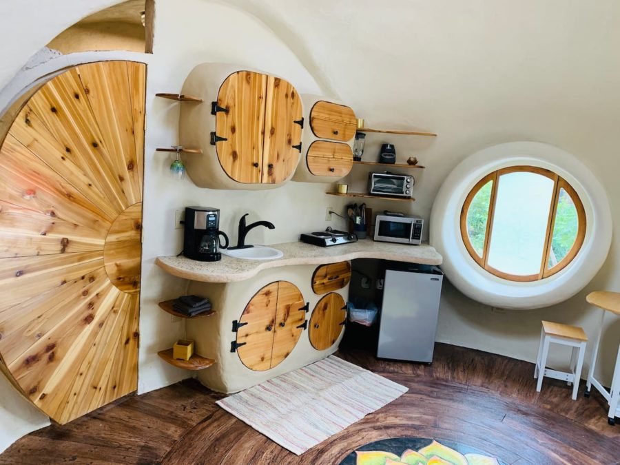 Earthen Dome with European Soaking Tub