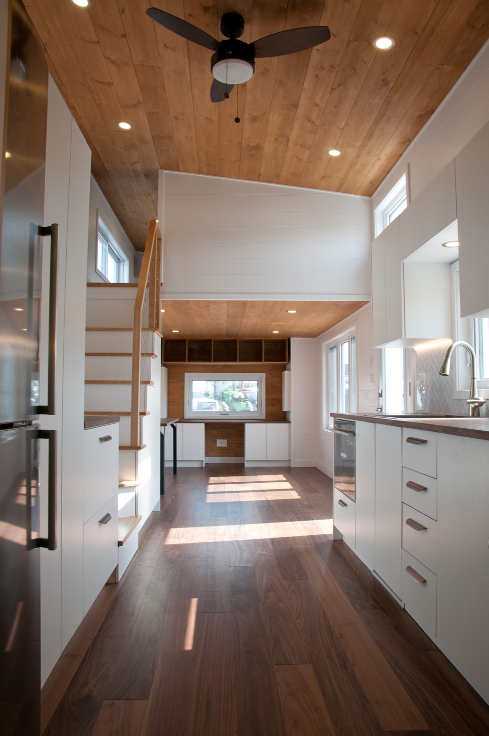 Ebene V4 Tiny House: 360 Sq Ft Two-Bedroom THOW by Minimaliste