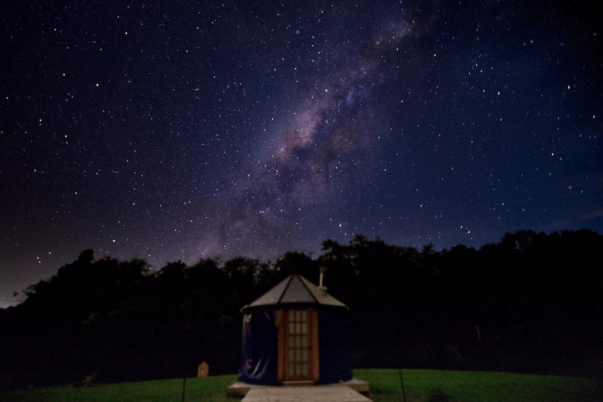 Eco-Friendly Moon Lodge Yurt w/ Milky Way Views
