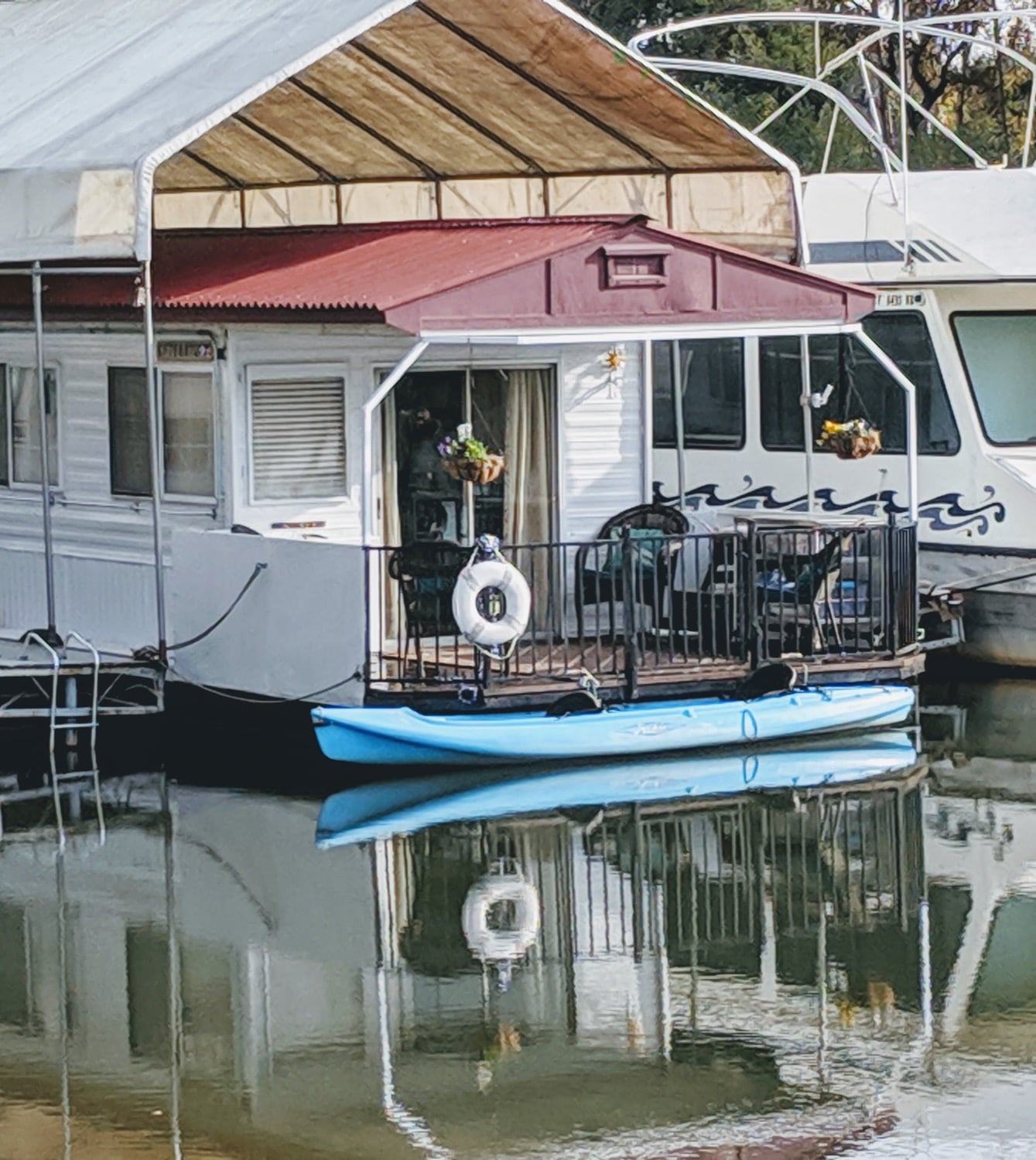 - Tiny House Talk
