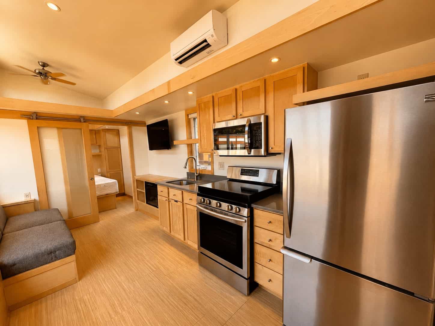 ESCAPE Traveler XLS Wide For Sale at The Village Tampa Bay — $104,740