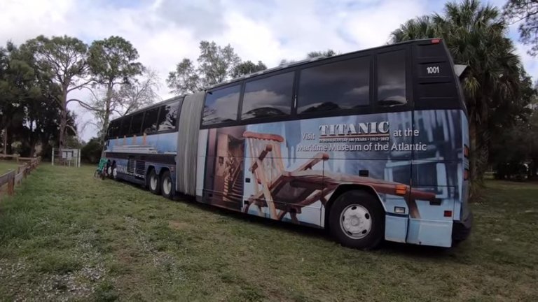 Family of 8’s Big Bendy Bus Conversion