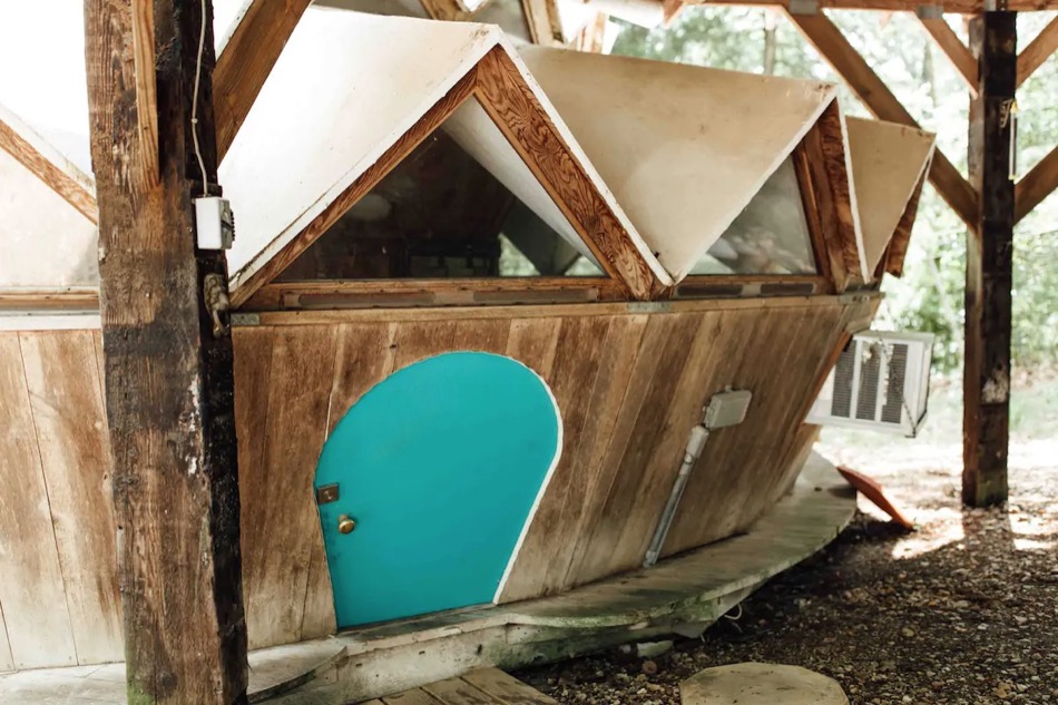 Forest Garden Yurt Cabin with Companion Bathhouse