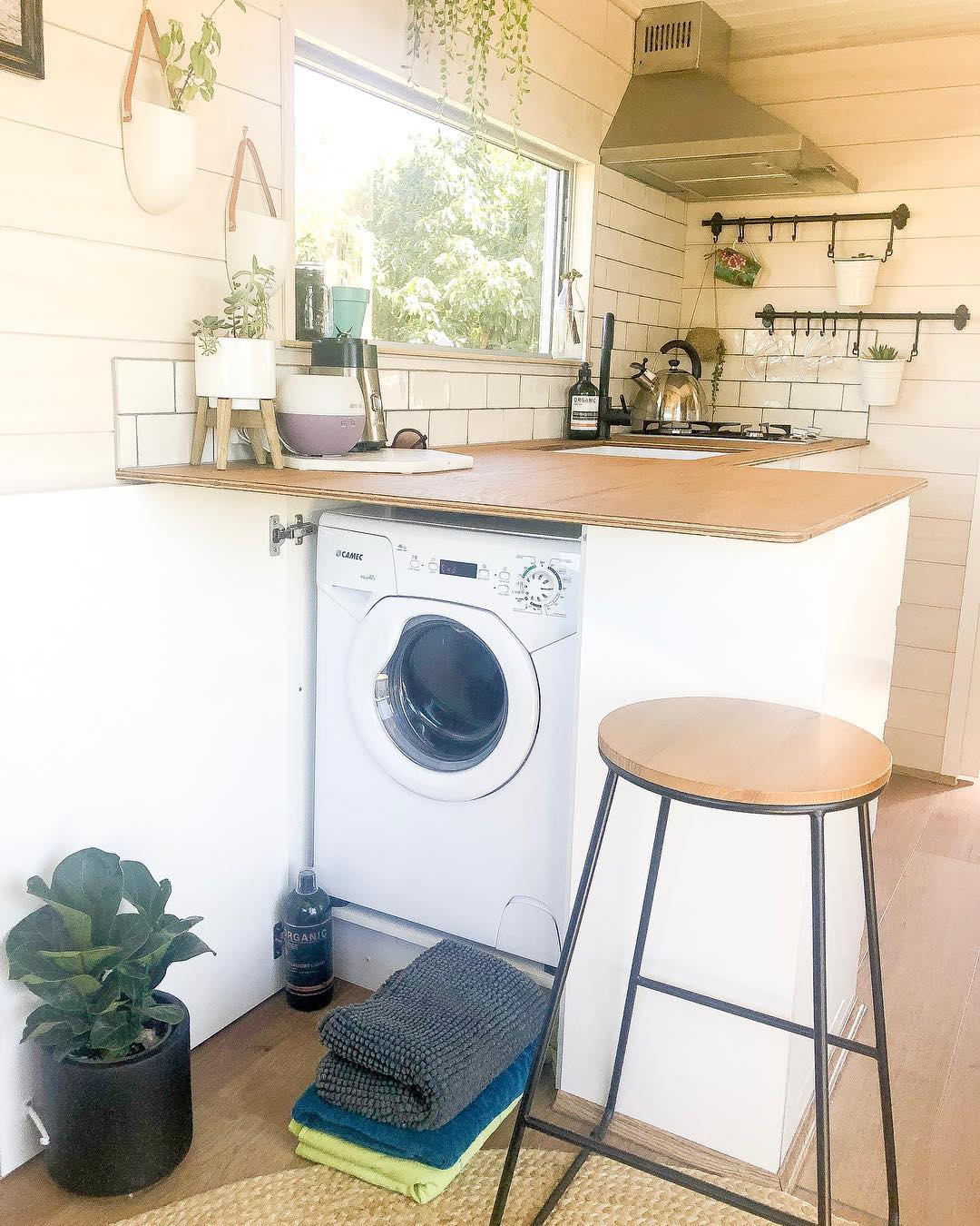 From Full-Time Travel to Settling Down in Her Tiny House
