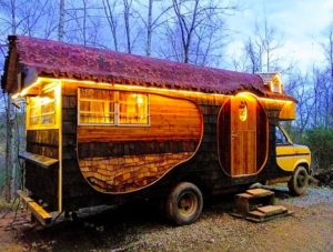 Hobbit-Tree-House-Inspired Motorhome Conversion