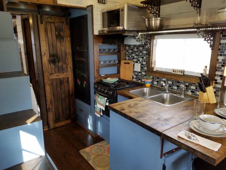 Father-Daughter Duo Builds Off-Grid Tiny House in 6 Months