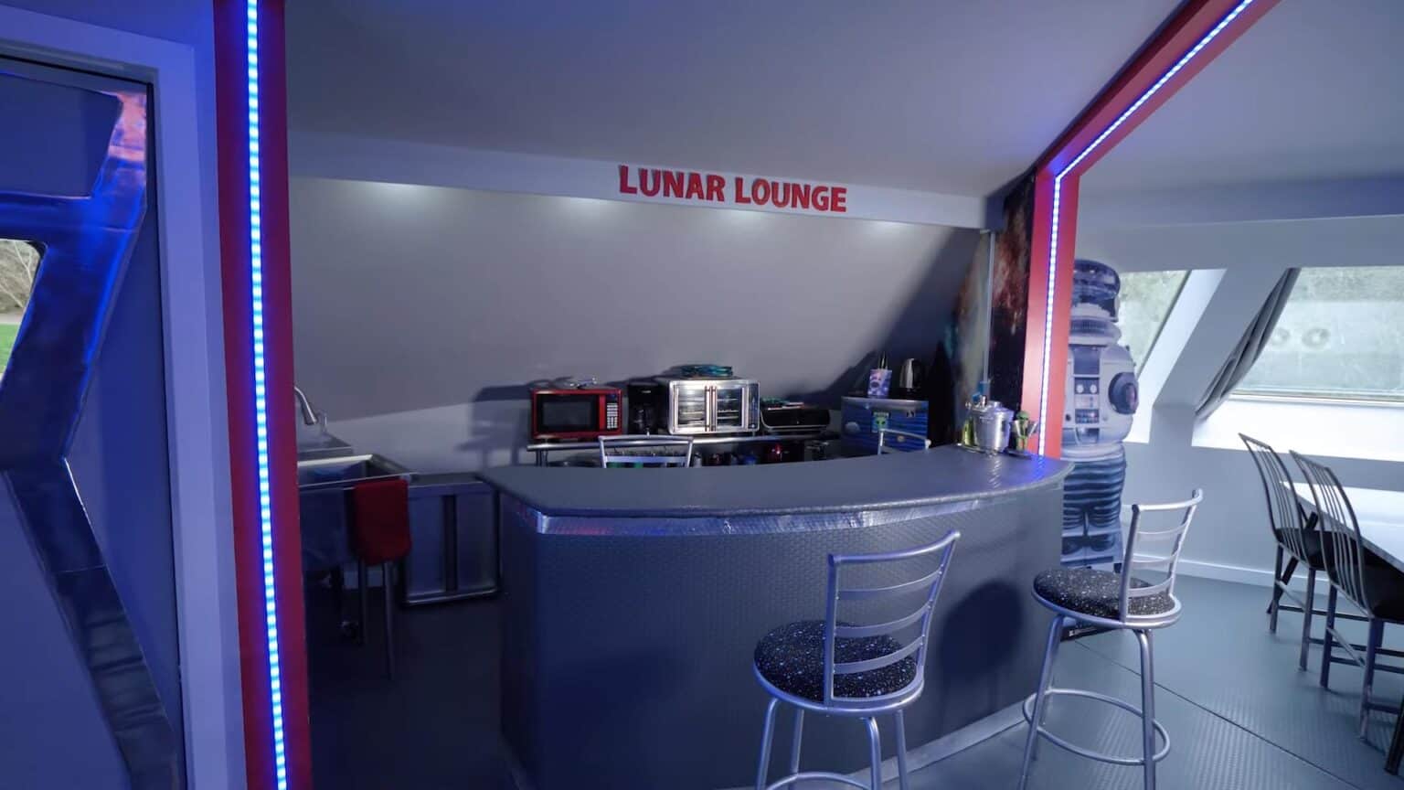 He Built a Spaceship Home Above a Two Car Garage