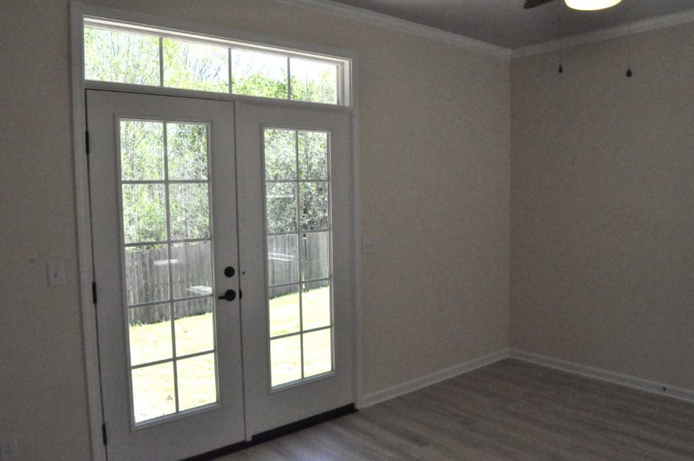592 Sq. Ft. Hummingbird Cottage for Retirement