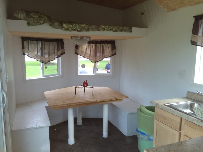 Student Built 144 Sq. Ft. Tiny House on Wheels in Chicago High School ...