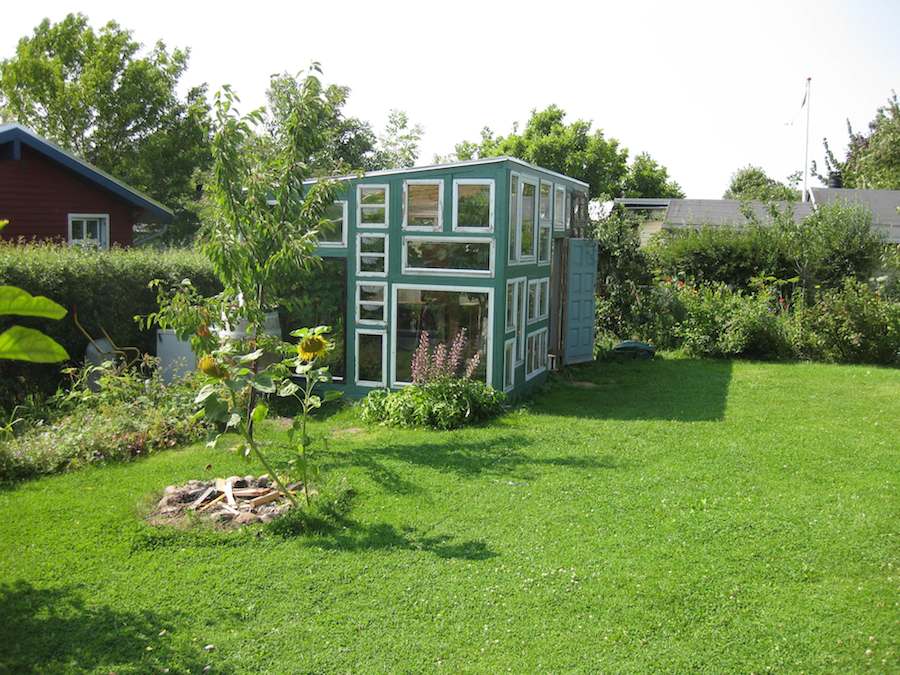 Tiny House Built with Recycled Windows