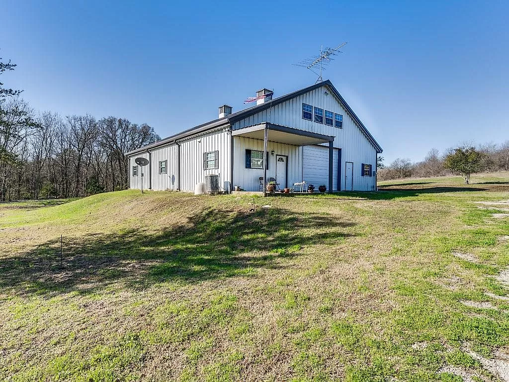 Tiny House, Huge Barn & Lots of Land For Sale: Blooming Grove, TX (SOLD)